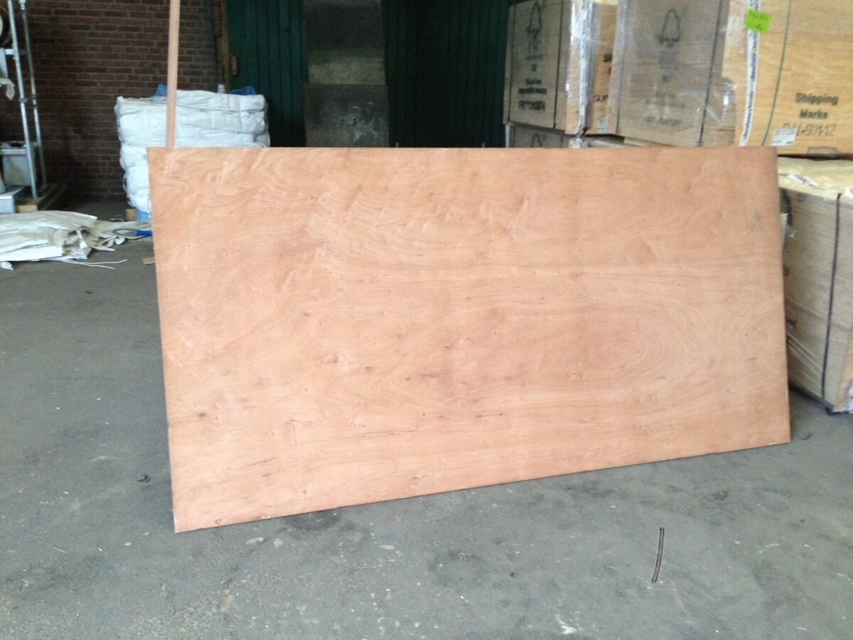 Platen – Gebruikte Sloopmaterialen