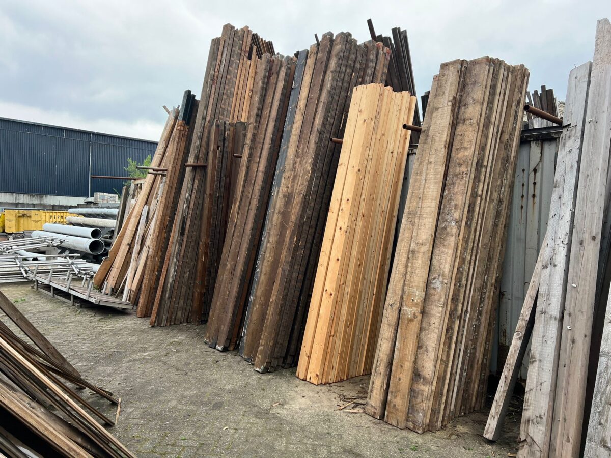 Hout - Gebruikte Sloopmaterialen